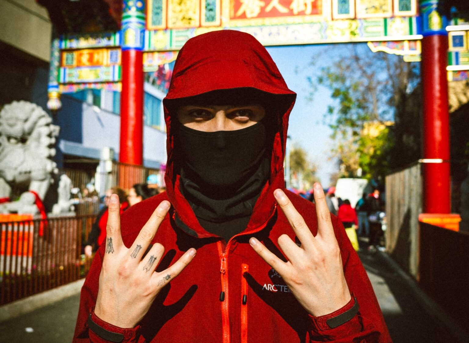 Lil Snow presenta su nuevo single “Ski Mask” - SOS Música